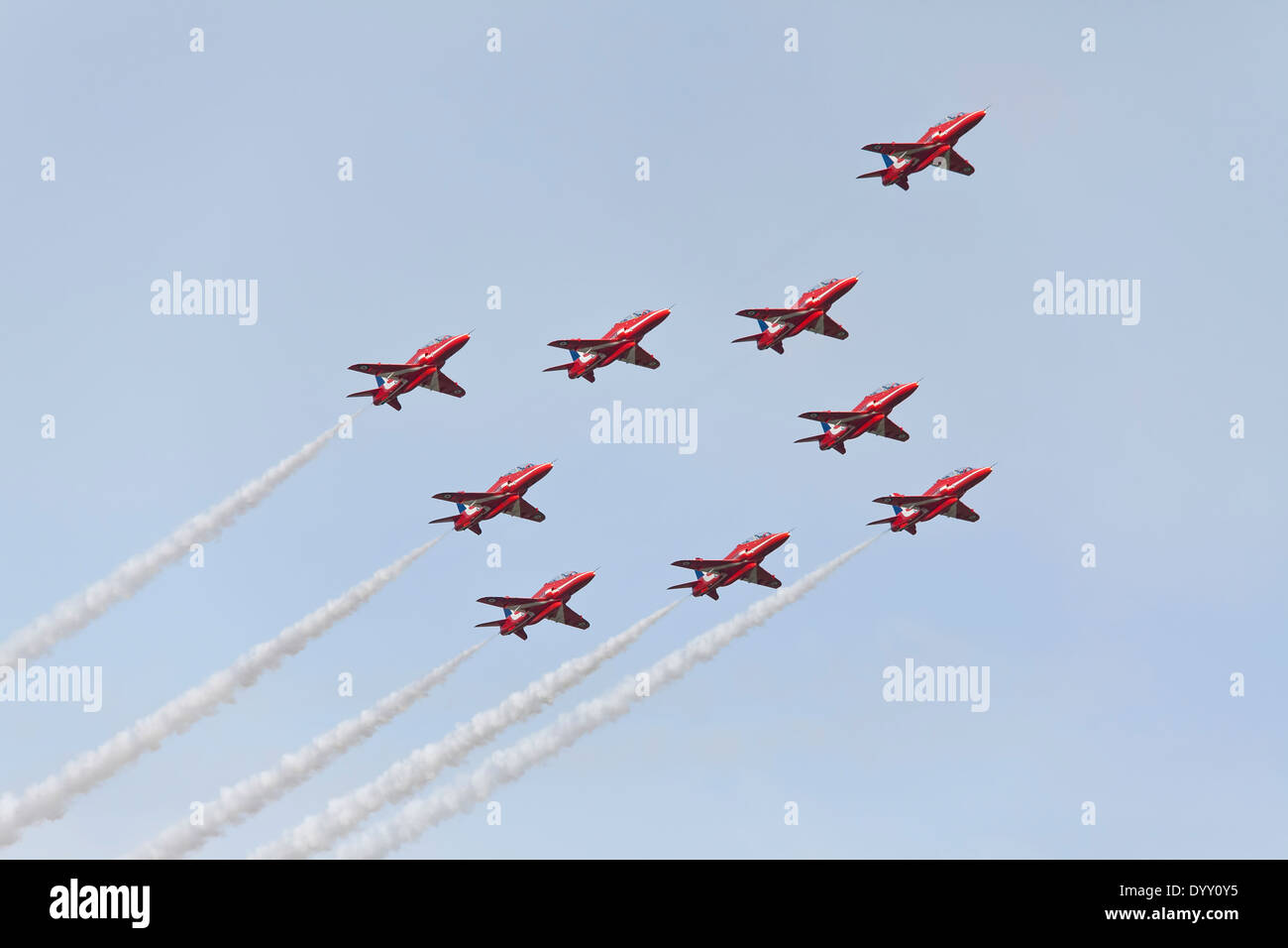 Red arrows planes hi-res stock photography and images - Alamy