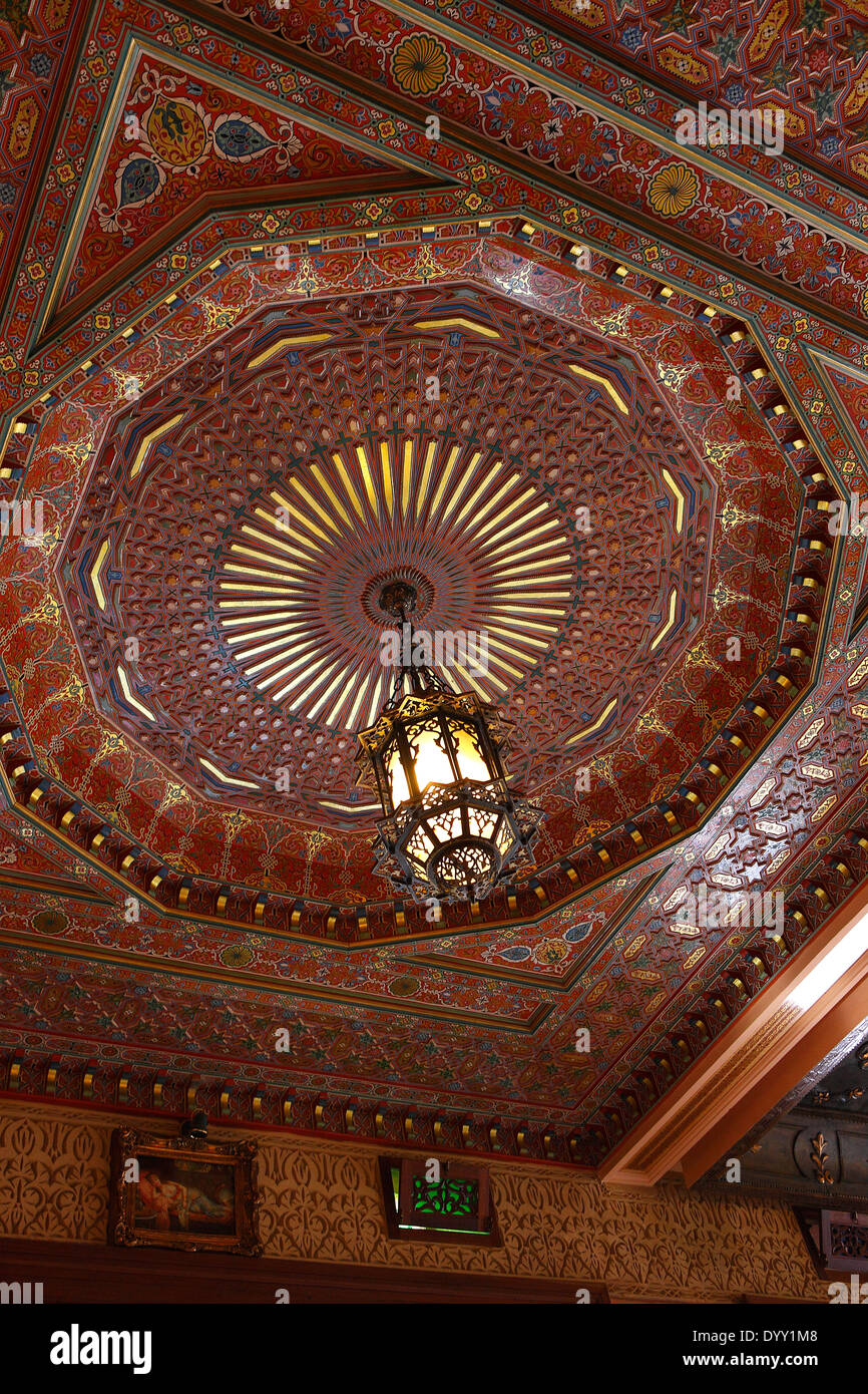 Arabic ceiling hi-res stock photography and images - Alamy