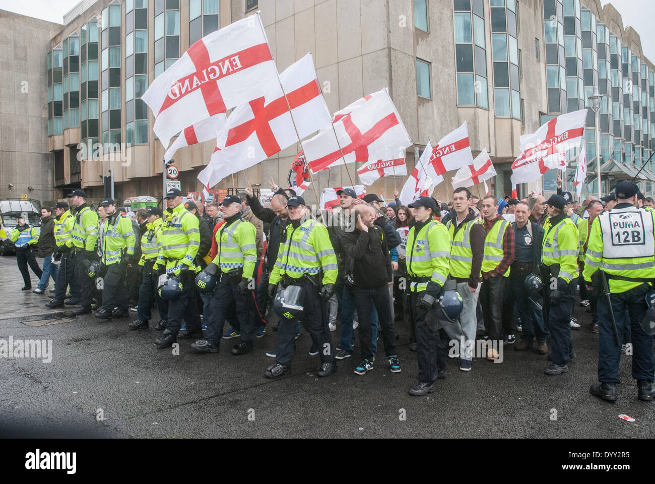 English right wing groups hi-res stock photography and images - Alamy