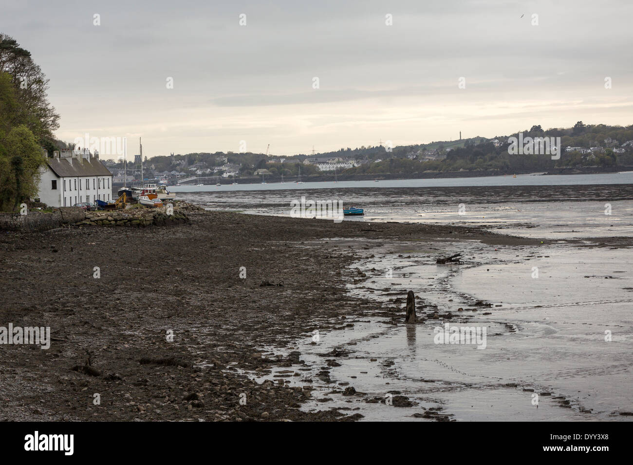 House menai strait hi-res stock photography and images - Alamy