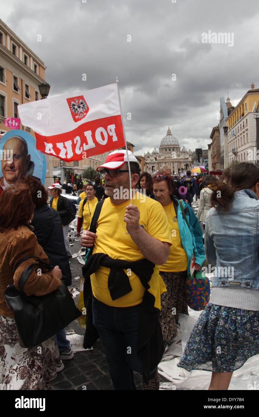Rome, Italy. 27th Apr, 2014. Pilgrims from all the world gather in the ...