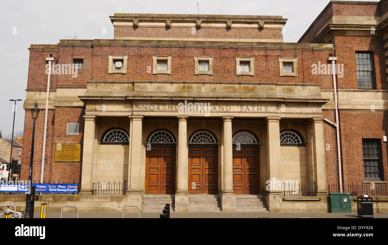 Newcastle city hall, england hi-res stock photography and images - Alamy