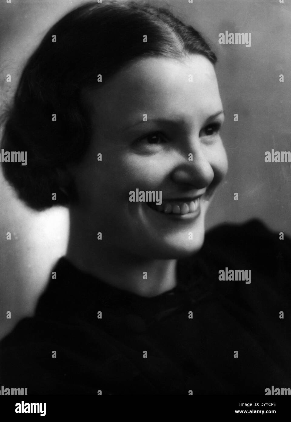 Maria andergast 1912 1995 Black and White Stock Photos & Images - Alamy
