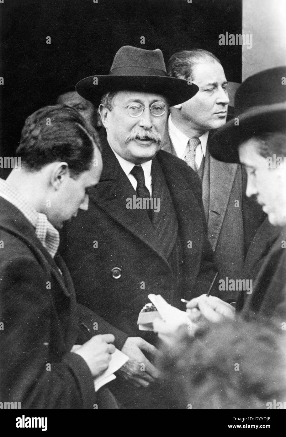 Leon blum 1872 1950 hi-res stock photography and images - Alamy