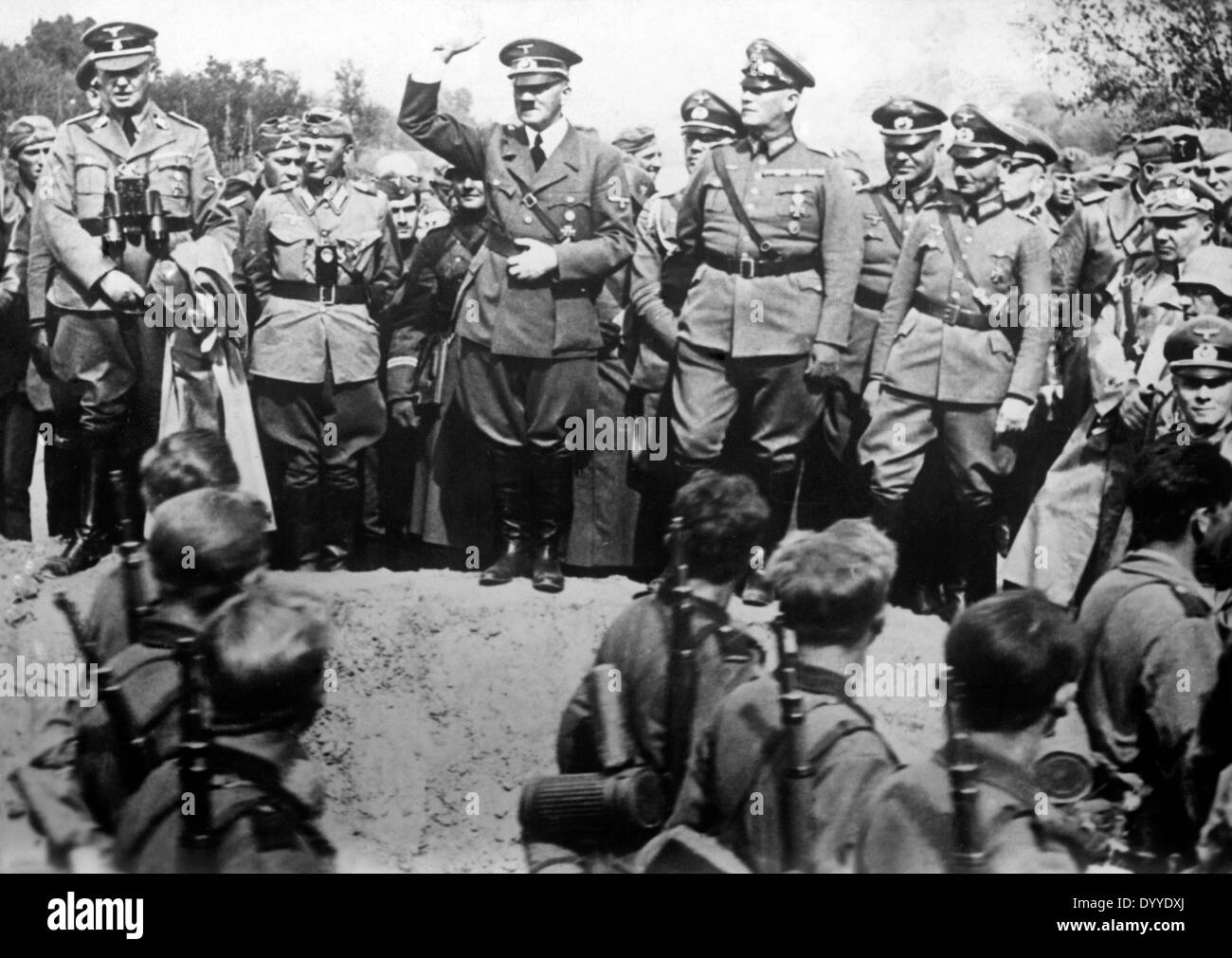 Adolf Hitler visits the troops in Poland, 1939 Stock Photo - Alamy