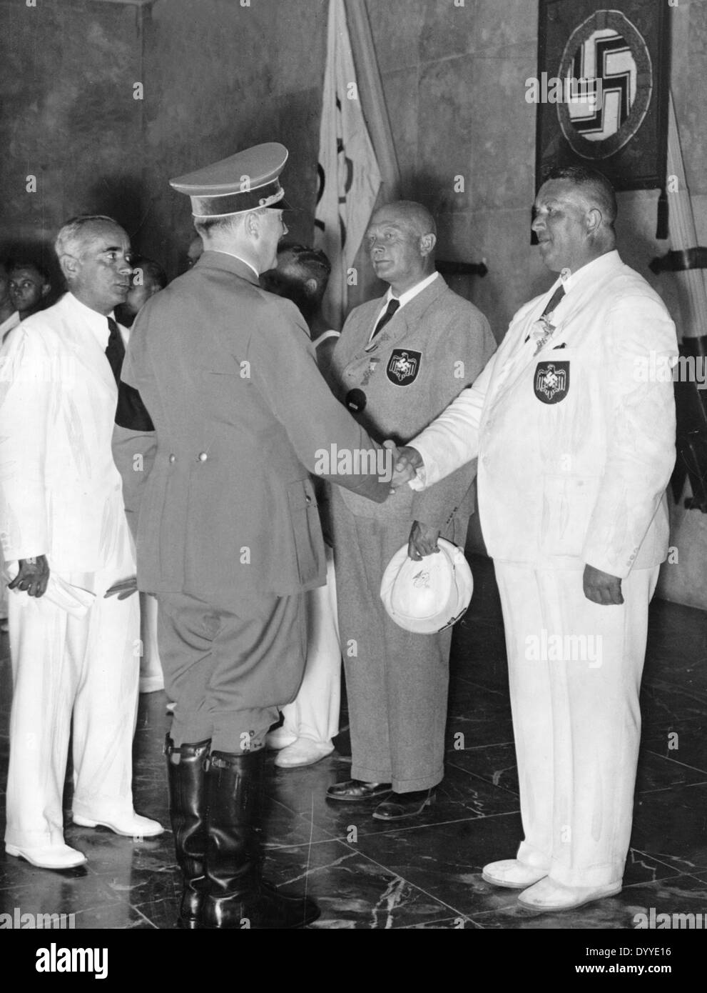 Adolf hitler olympics Black and White Stock Photos & Images - Alamy