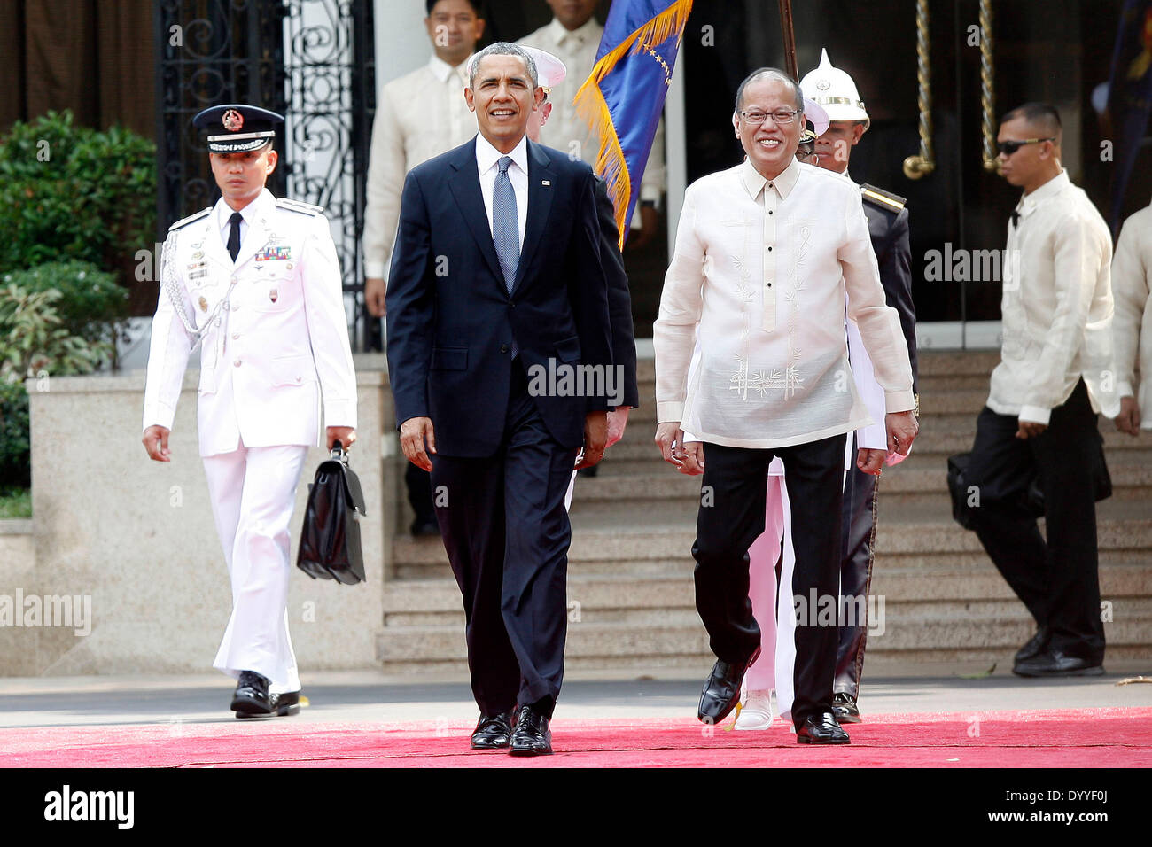 Manila, Philippines. 28th Apr, 2014. U.S. President Barack Obama (front ...