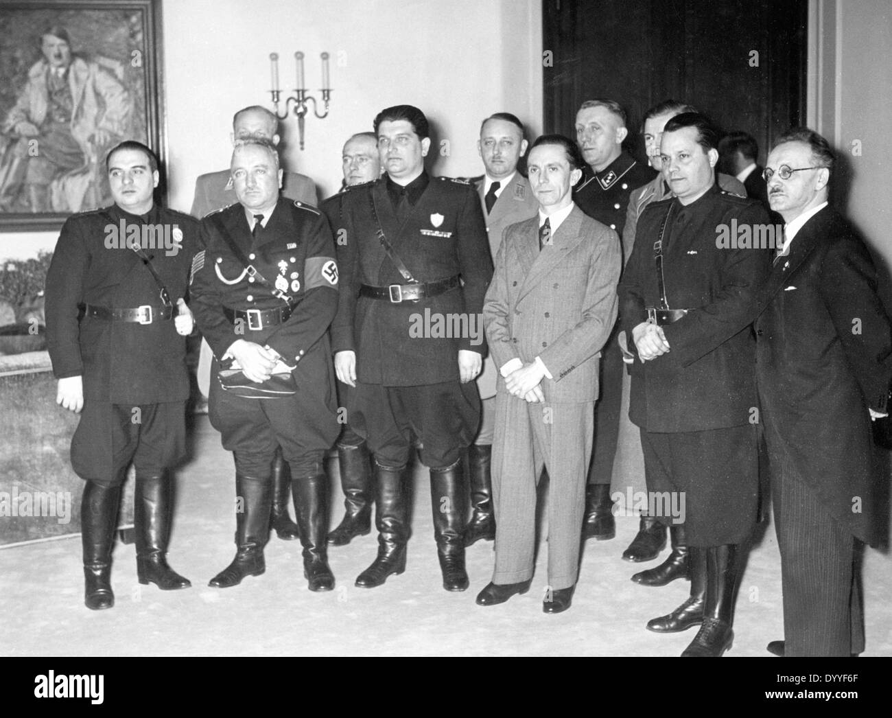 Joseph goebbels 1932 hi-res stock photography and images - Alamy