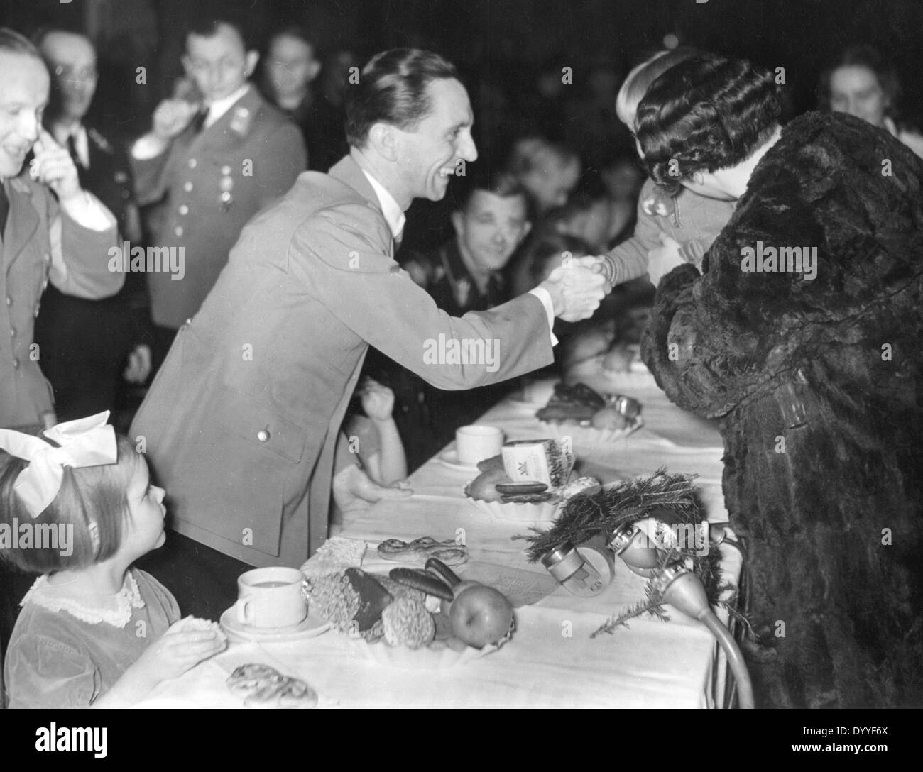 Joseph goebbels 1932 hi-res stock photography and images - Alamy
