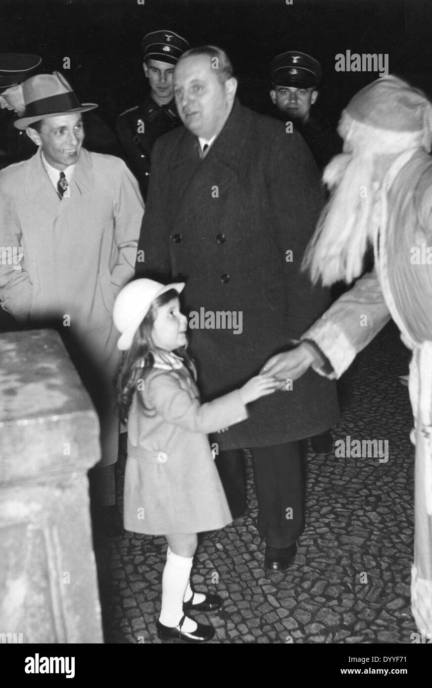 Joseph goebbels 1932 hi-res stock photography and images - Alamy