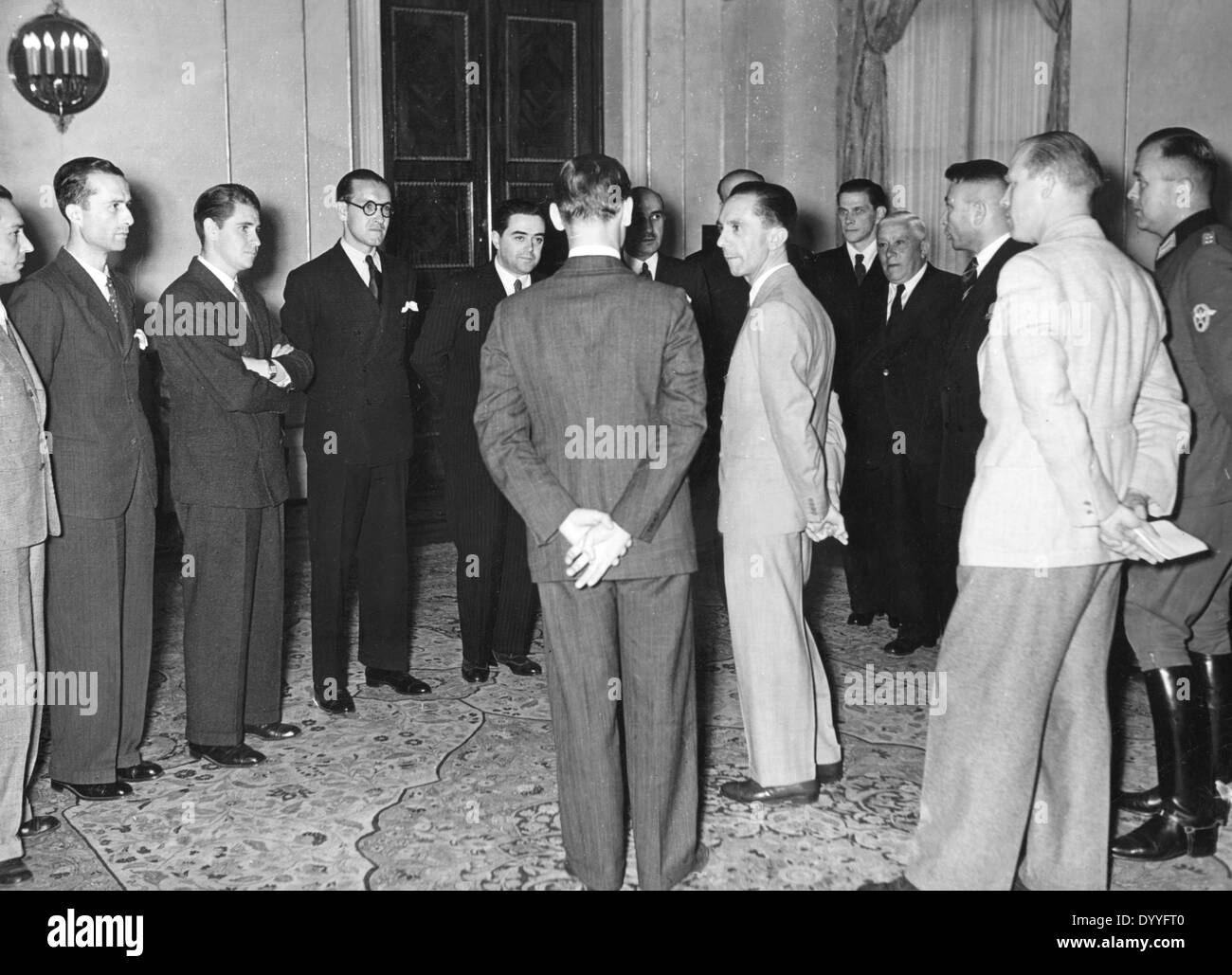 Joseph goebbels 1941 hi-res stock photography and images - Alamy