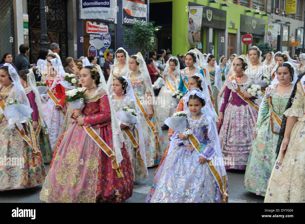 Fallas Valencia Women Stock Photos & Fallas Valencia Women Stock Images ...