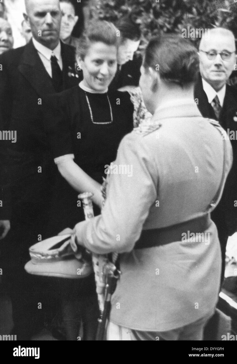 Pictures 1942 1945 Black and White Stock Photos & Images - Alamy