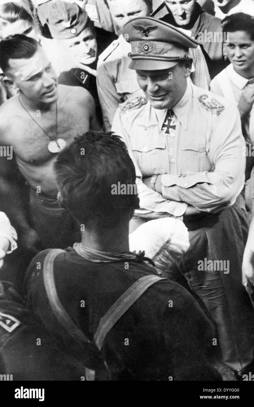 Pictures 1942 1945 Black and White Stock Photos & Images - Alamy