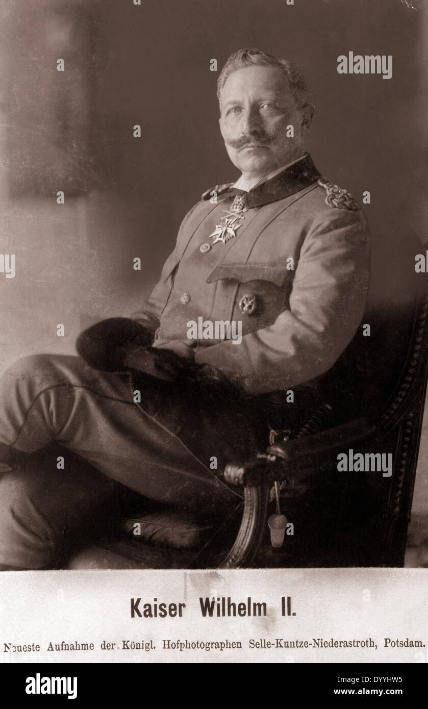 Portraits up to 1918 hi-res stock photography and images - Alamy