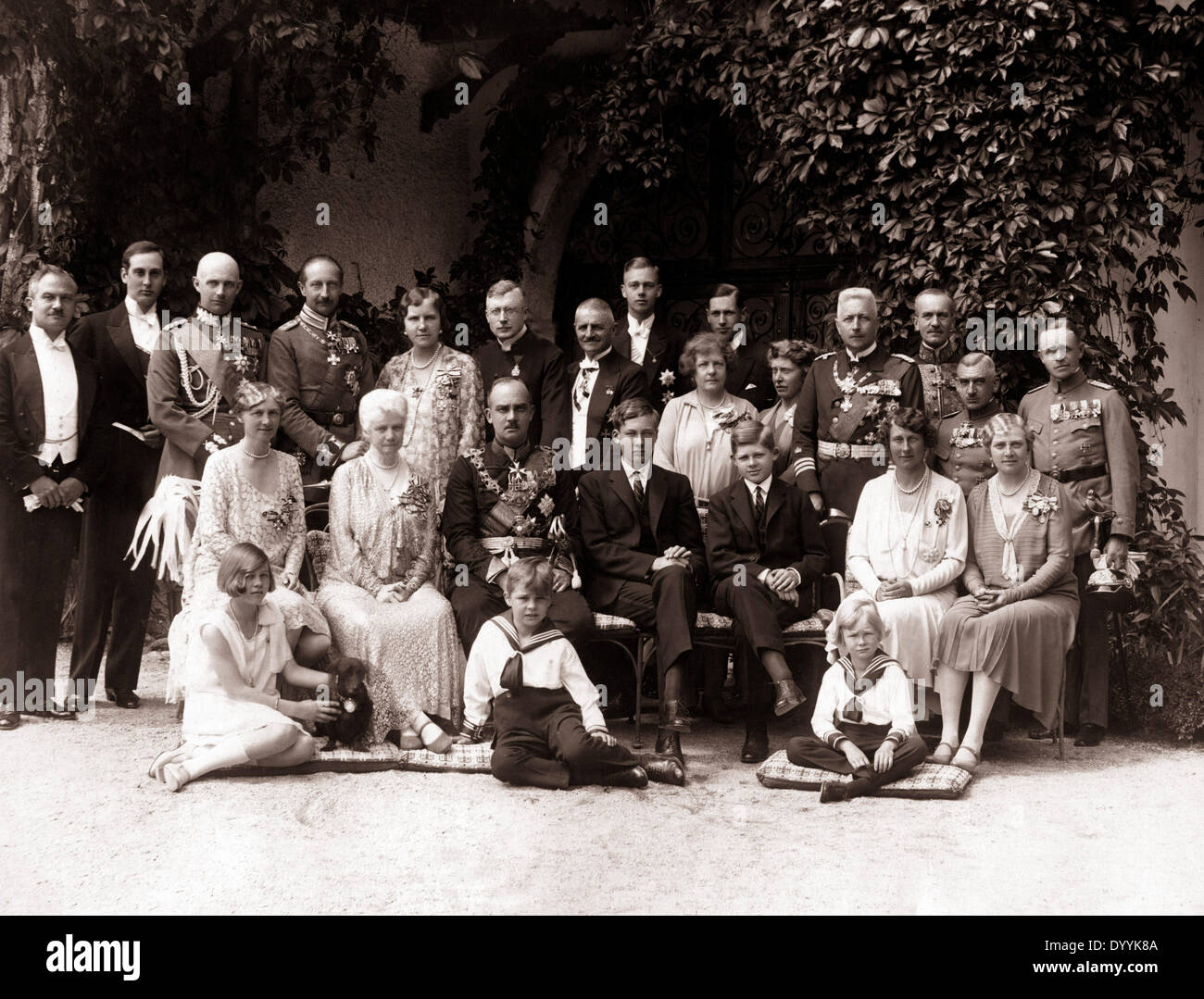 12 august 1953 hi-res stock photography and images - Alamy