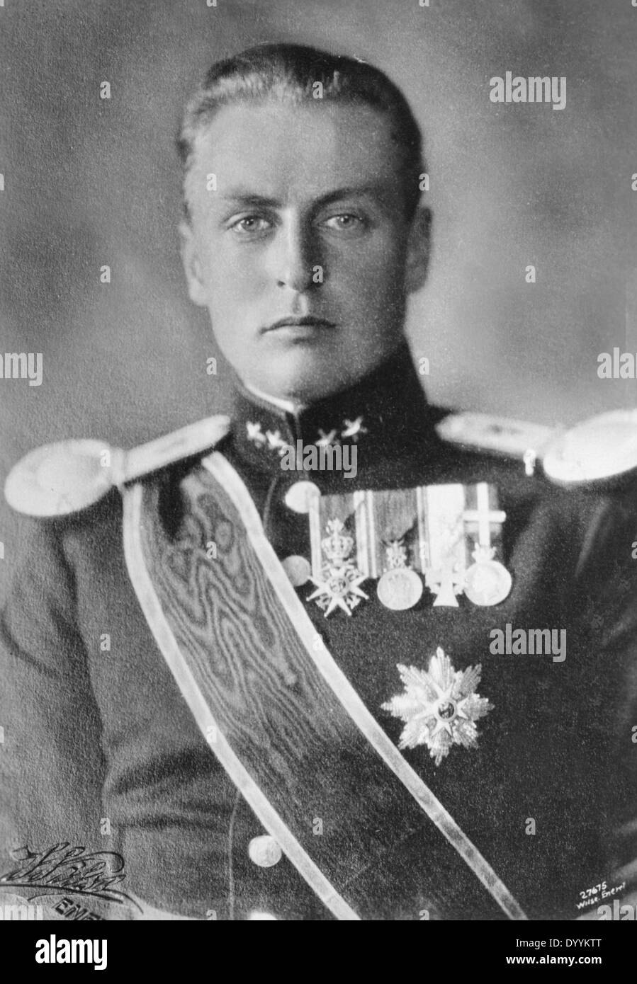 Olav v hi-res stock photography and images - Alamy