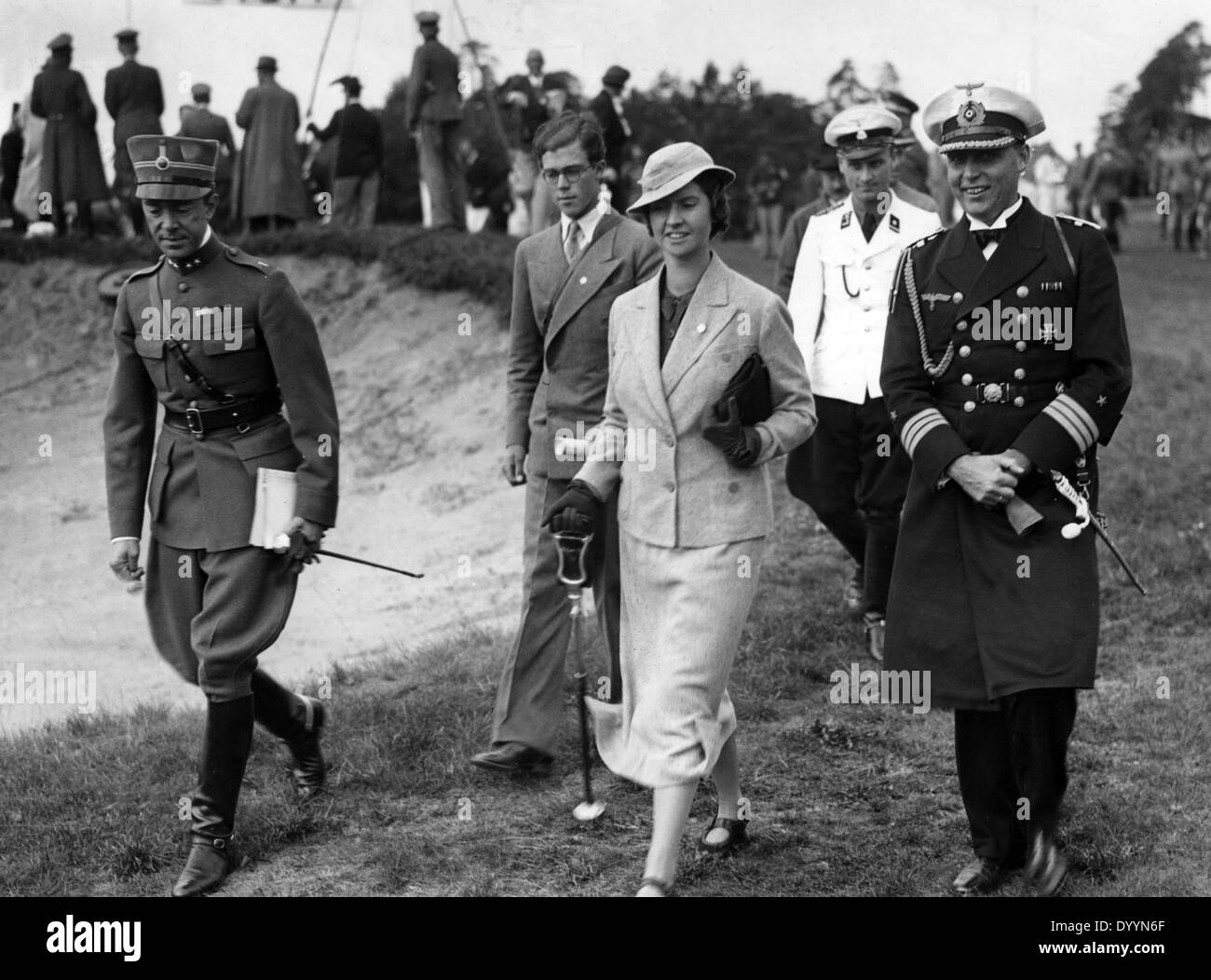 1906 To 1947 Black and White Stock Photos & Images - Alamy