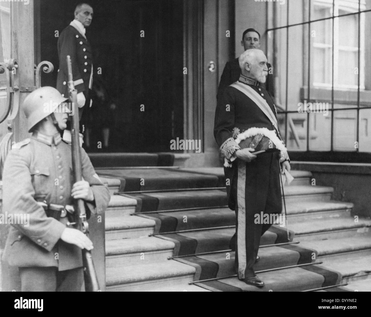 Lord d abernon hi-res stock photography and images - Alamy