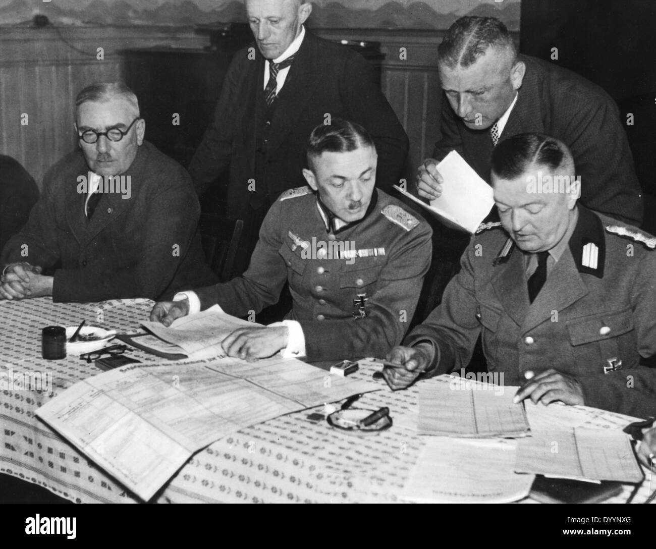 The draft board Black and White Stock Photos & Images - Alamy