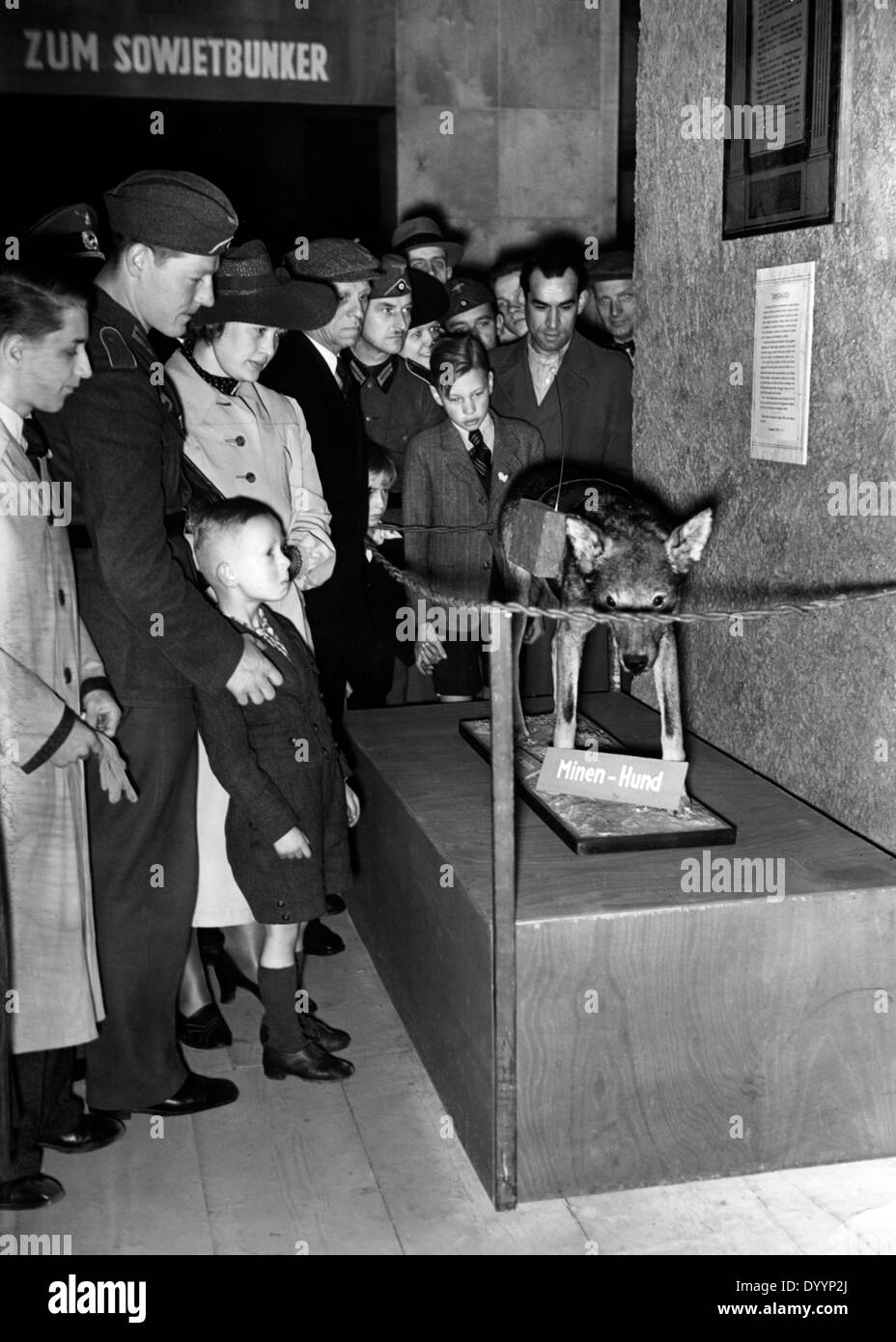 The exhibition 'The Soviet Paradise', 1942 Stock Photo - Alamy