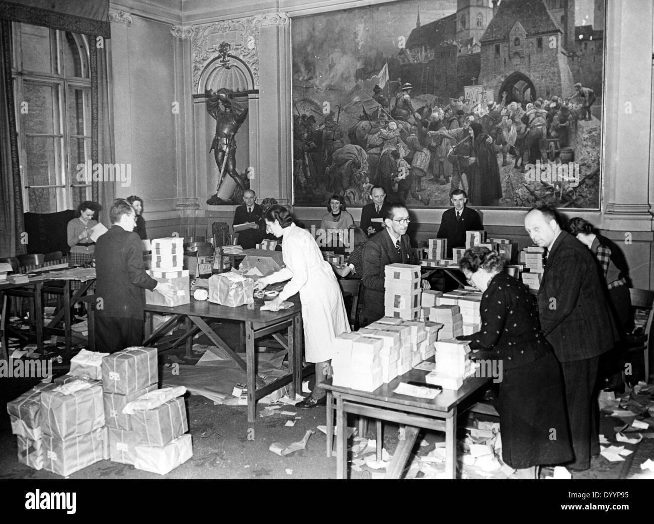 Food ration card hi-res stock photography and images - Alamy