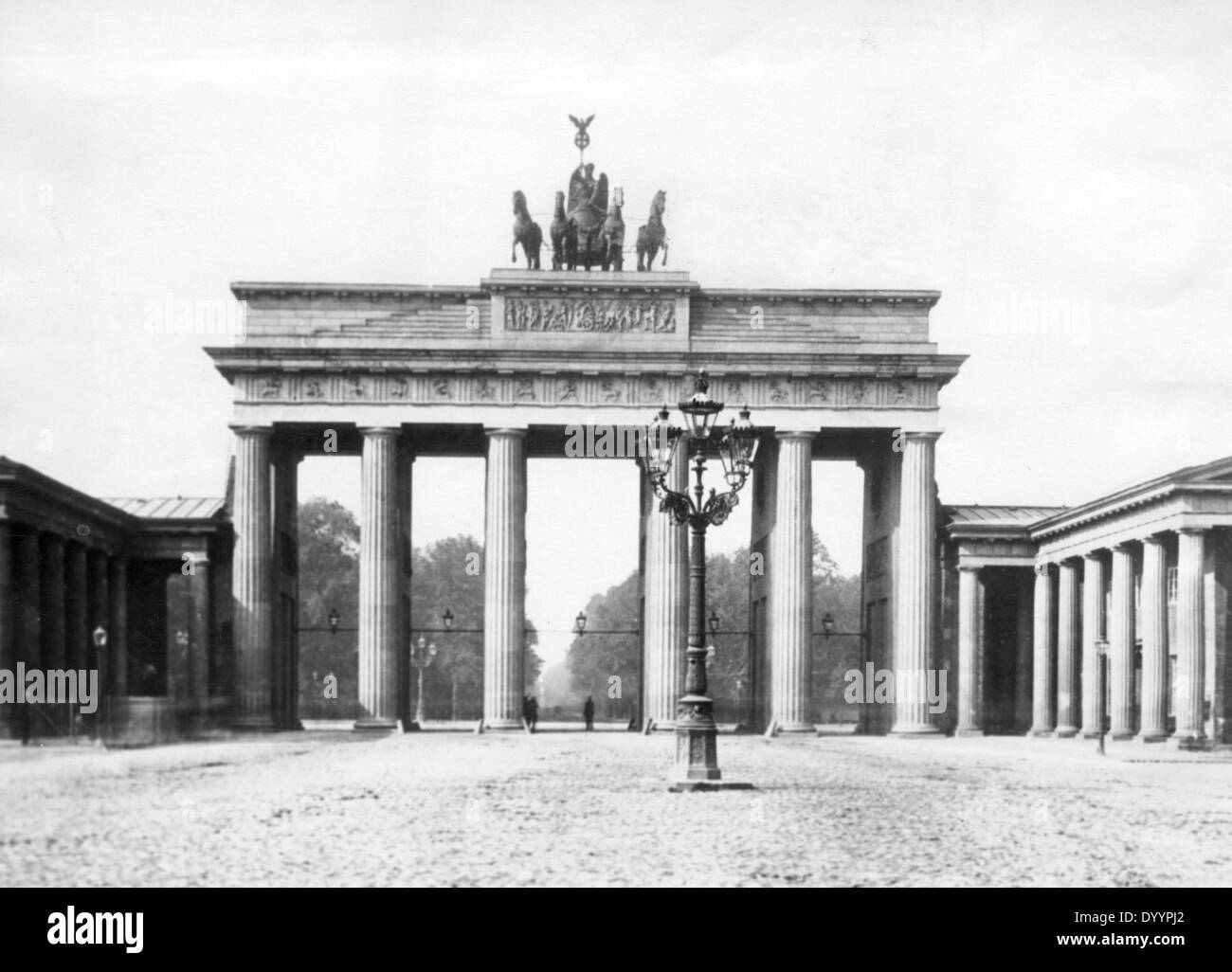 Brandenburg Gate 1945 High Resolution Stock Photography and Images - Alamy