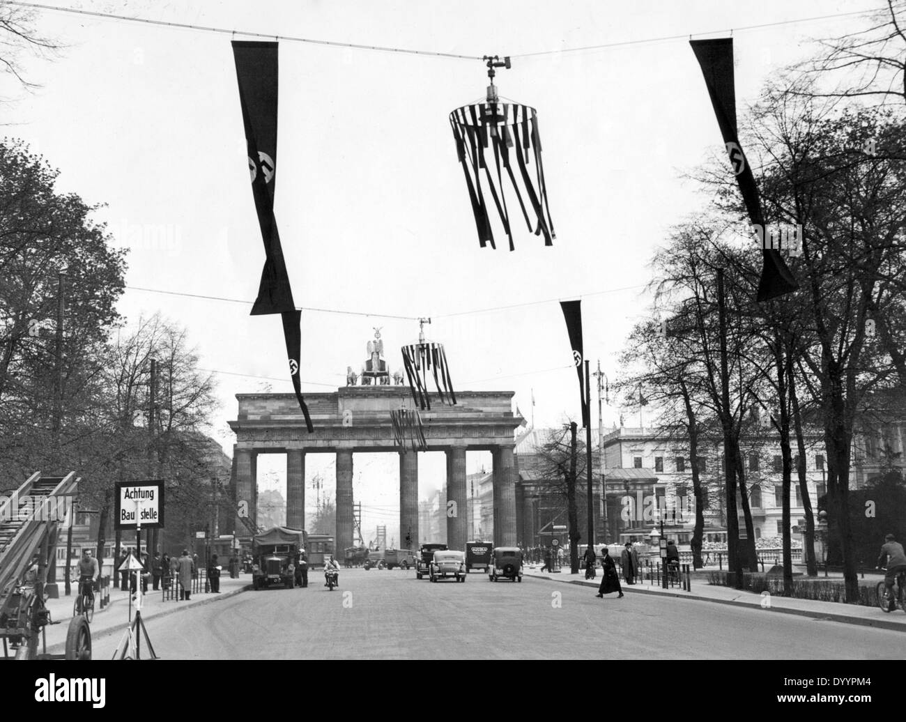 Brandenburg Gate and Unter den Linden, Berlin, 1936 Stock Photo - Alamy