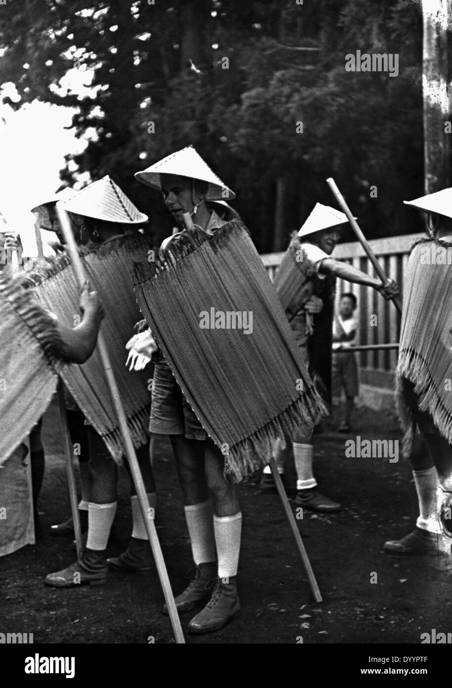 Hitler nazi members in hi-res stock photography and images - Alamy