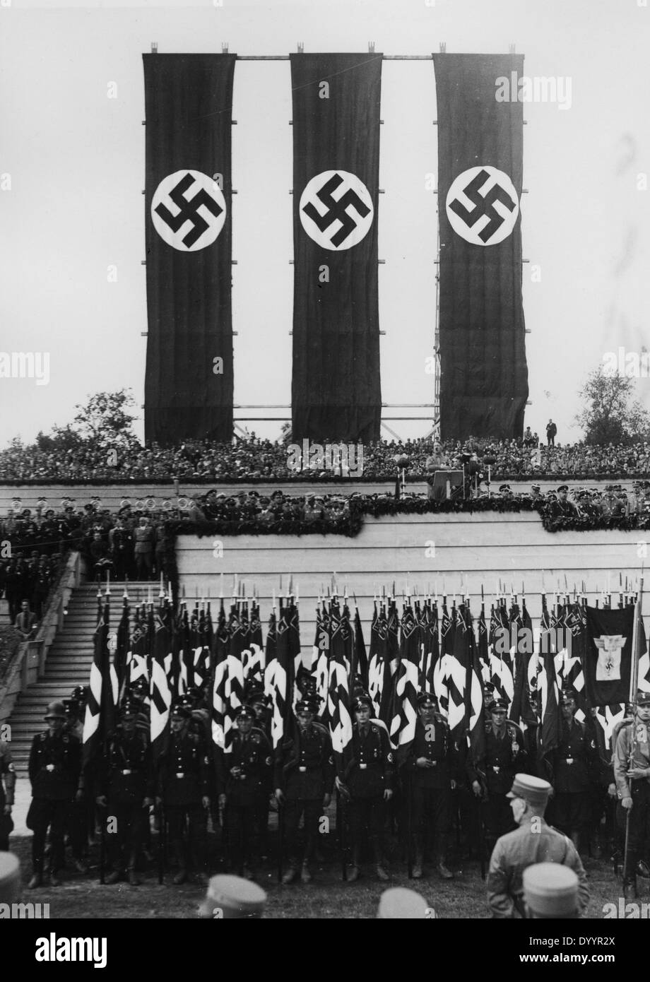 Hitler party members in Black and White Stock Photos & Images - Alamy