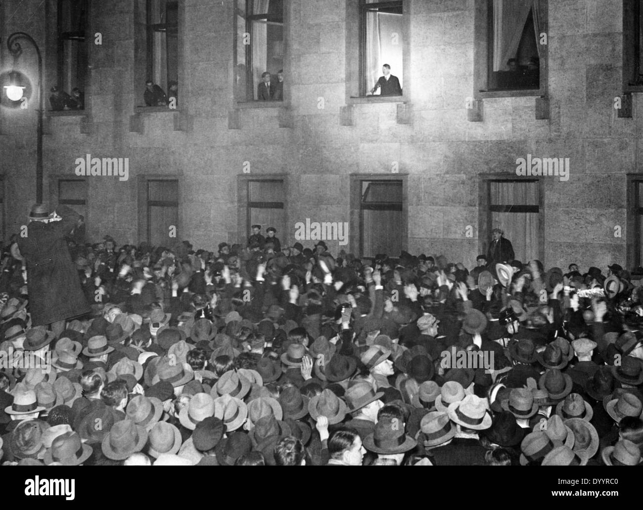 Hitler on a balcony of the Reich Chancellery, 1933 Stock Photo - Alamy