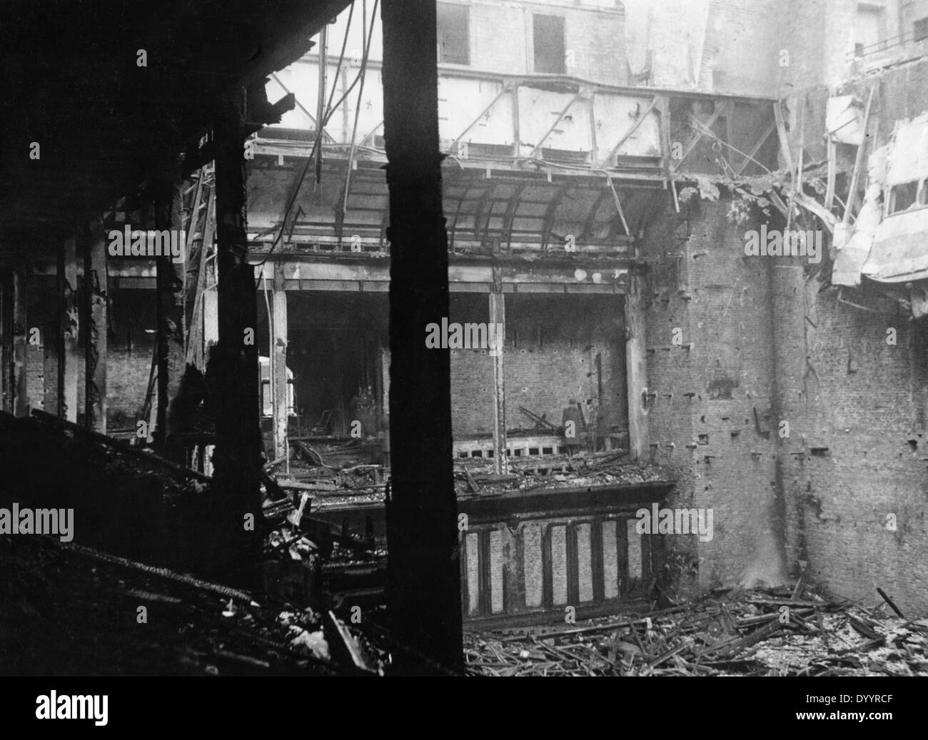 Destroyed reichstag hi-res stock photography and images - Alamy