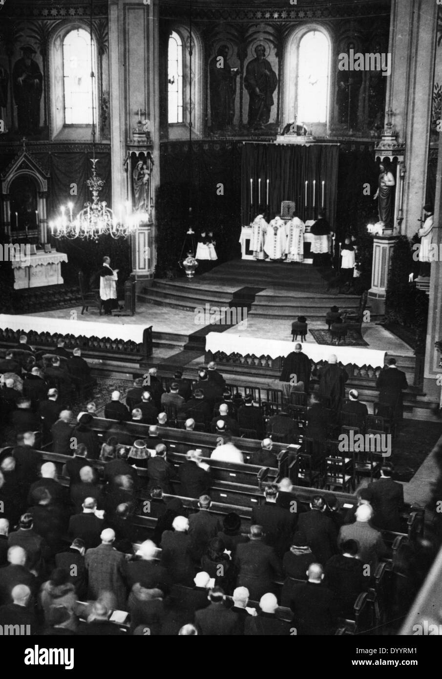 National day service on Black and White Stock Photos & Images - Alamy