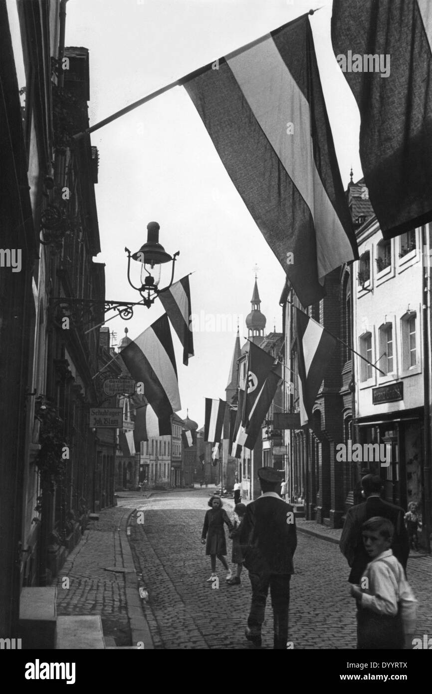Flags street hi-res stock photography and images - Alamy