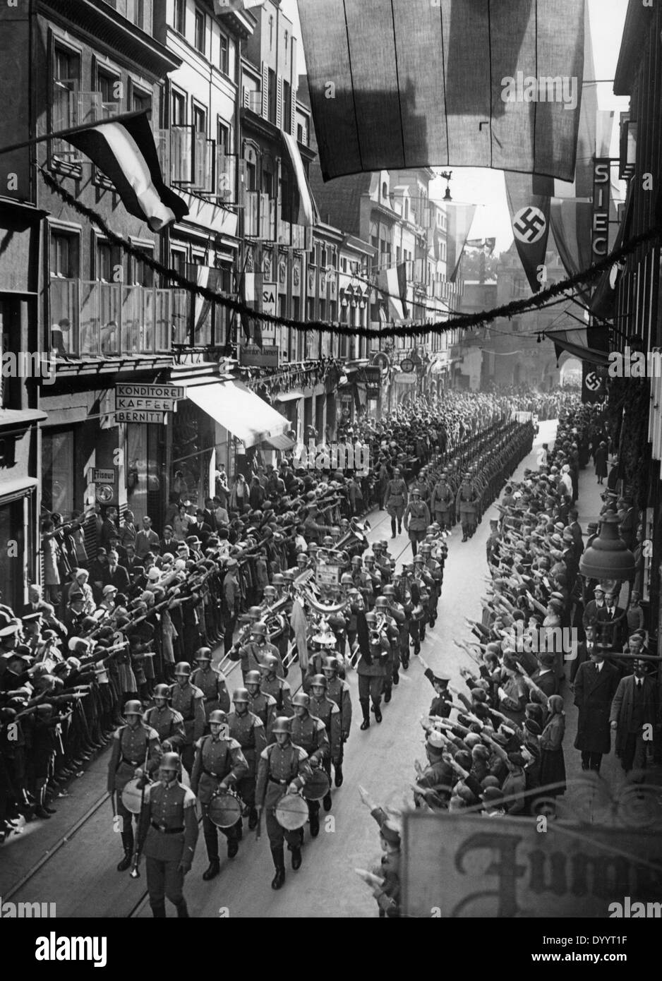Reichswehr barracks hi-res stock photography and images - Alamy