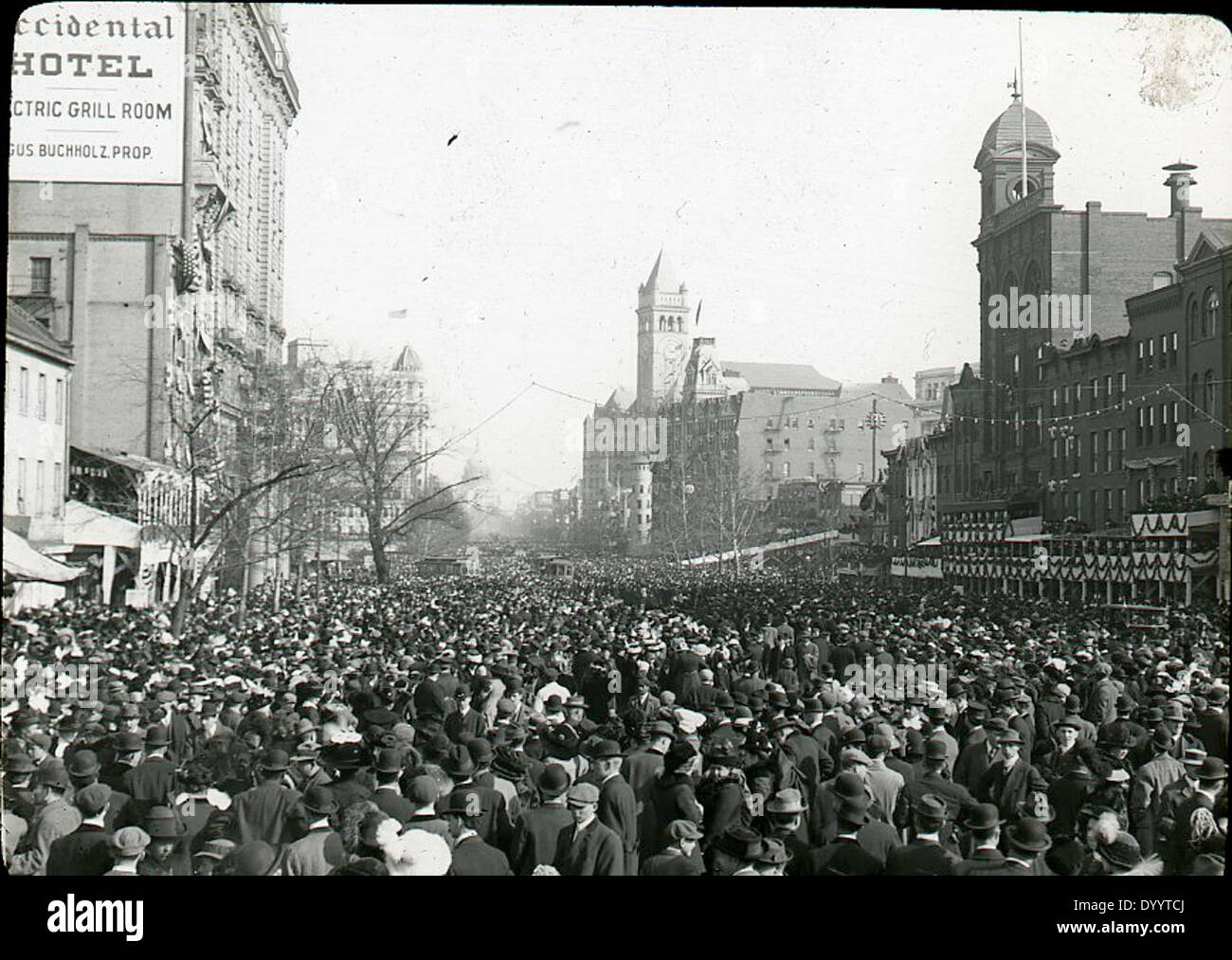 1913 suffrage parade in hi-res stock photography and images - Alamy