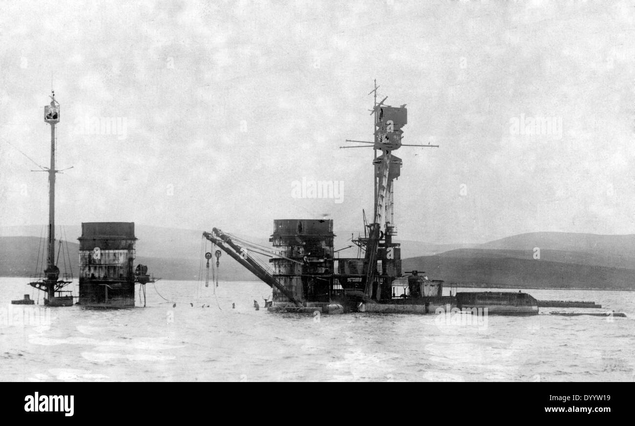 The SMS Hindenburg in shallow water Stock Photo - Alamy