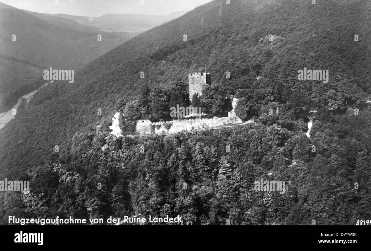 View to a castle Black and White Stock Photos & Images - Alamy