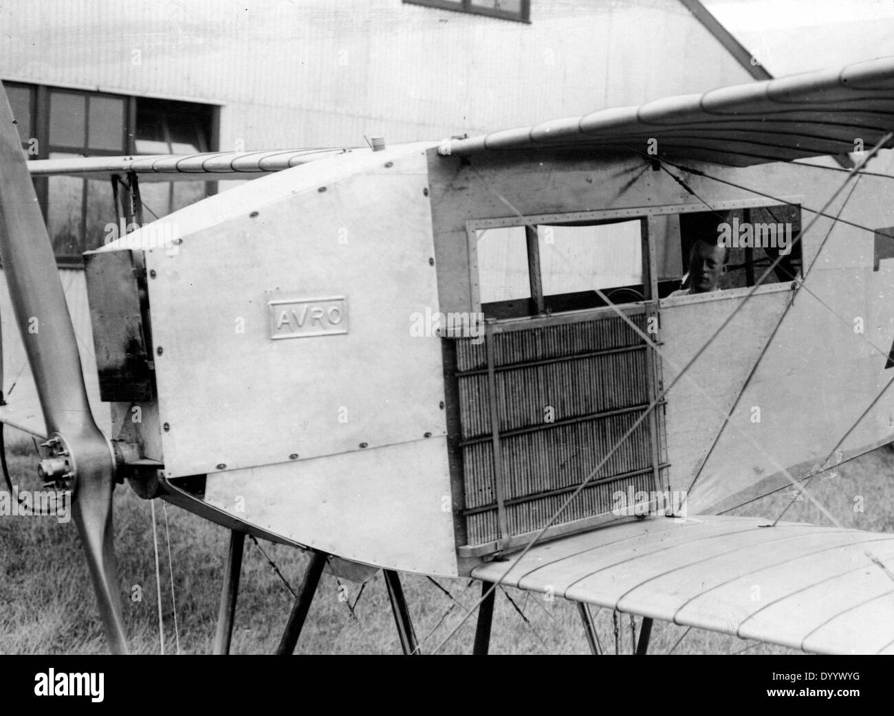 Royal flying corps 1914 hi-res stock photography and images - Alamy