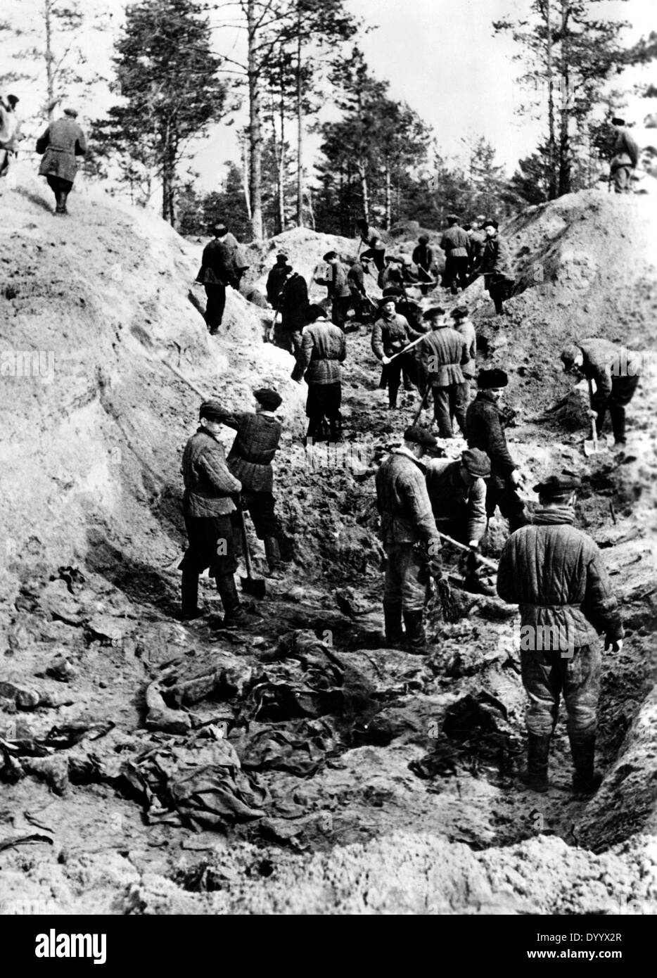 Corpses massacre katyn hi-res stock photography and images - Alamy
