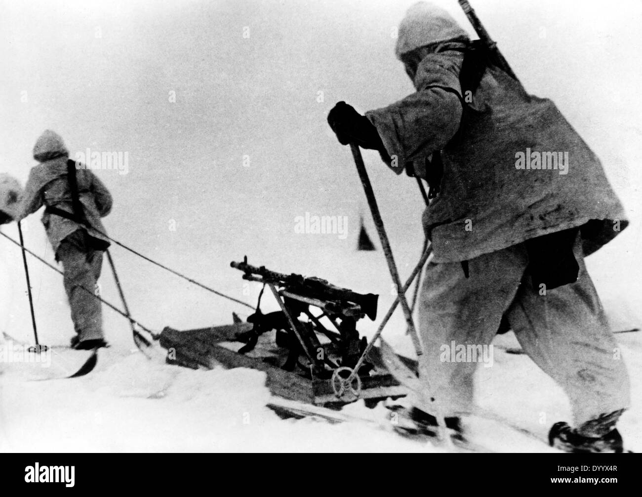 German reconnaissance patrol, 1942 Stock Photo - Alamy