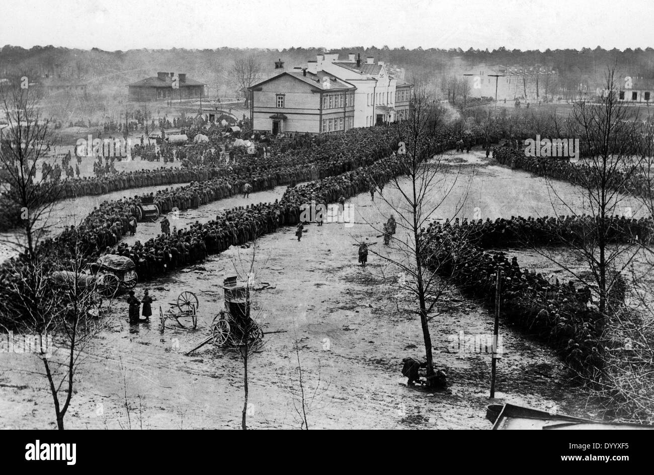 Bread distribution in Augustow, 1915 Stock Photo - Alamy