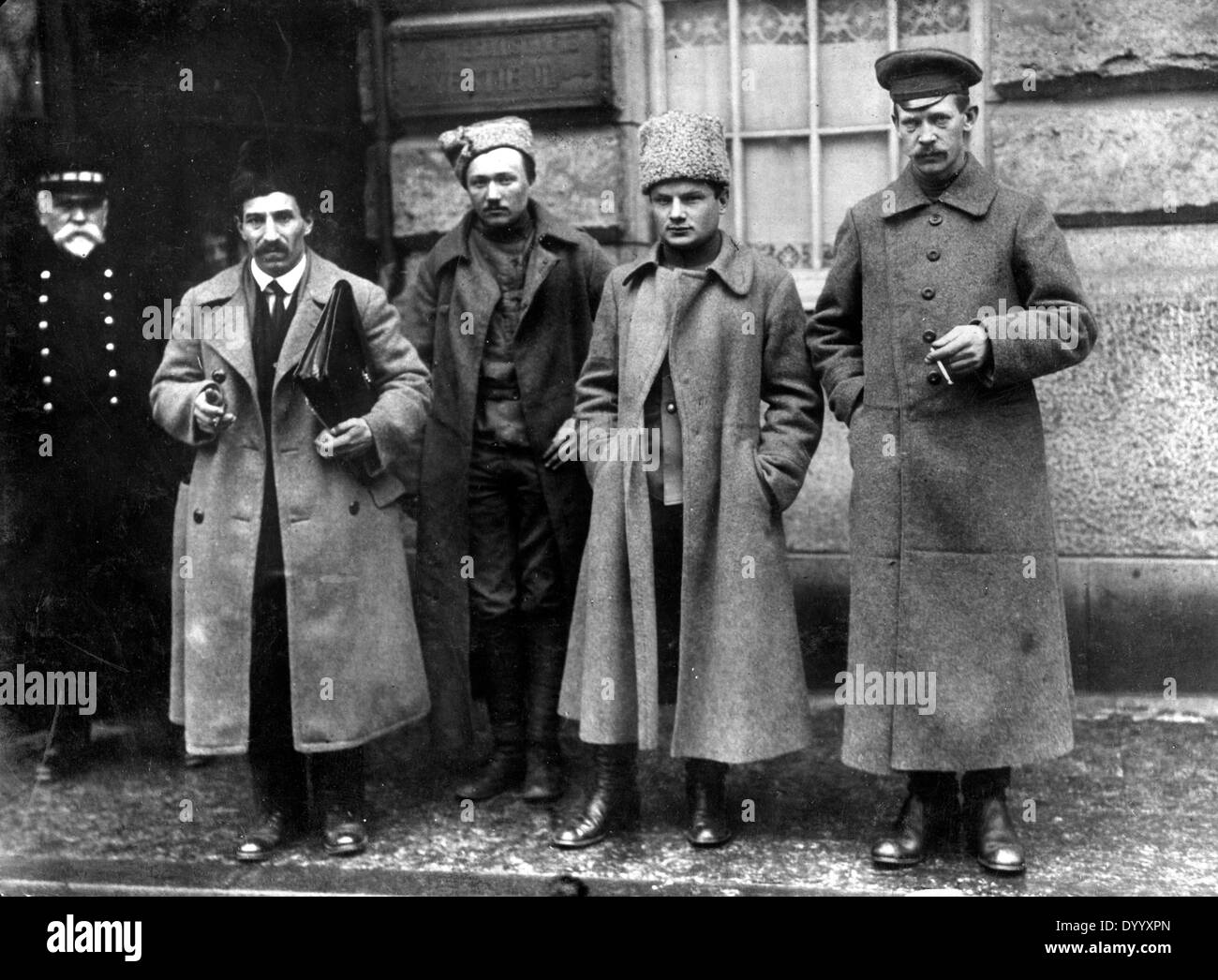 Russian delegation in Berlin, 1918 Stock Photo - Alamy
