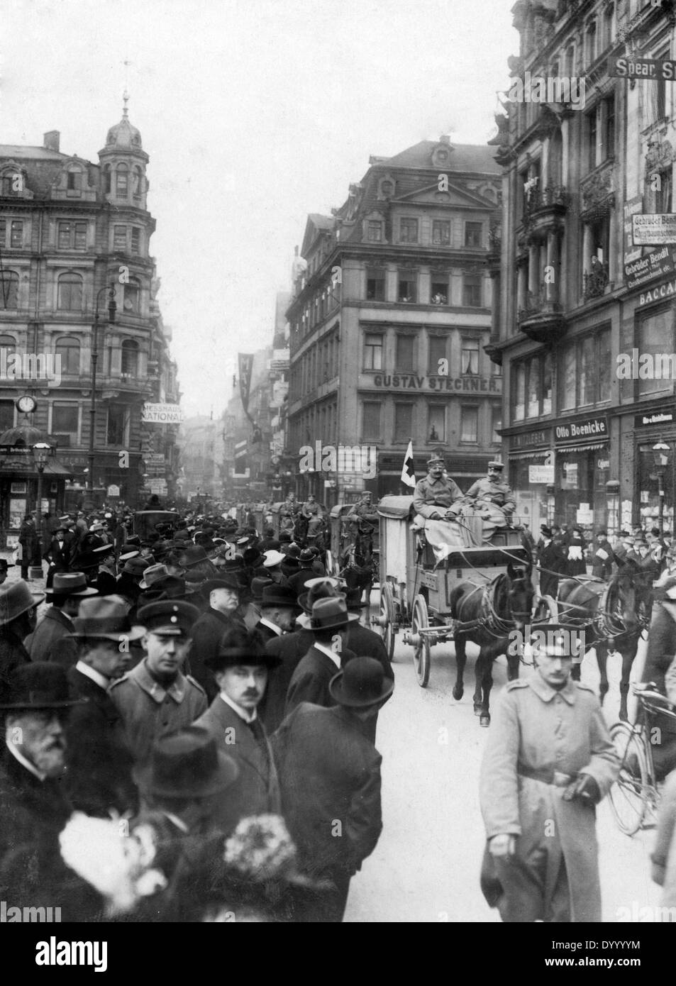 Spring 1917 Black and White Stock Photos & Images - Alamy