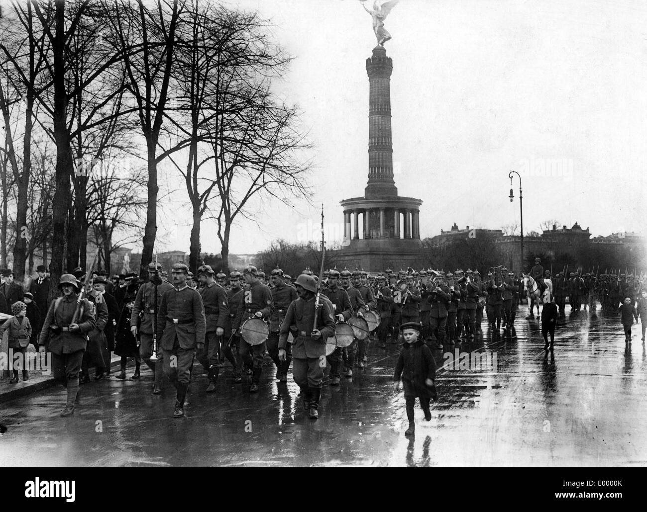 Unrest conflicts war war defence military marching troops soldiers ...