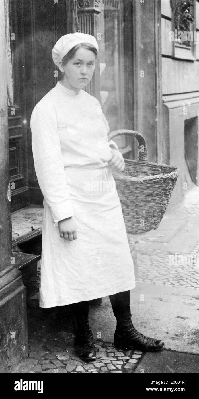 1915 1945 hi-res stock photography and images - Alamy