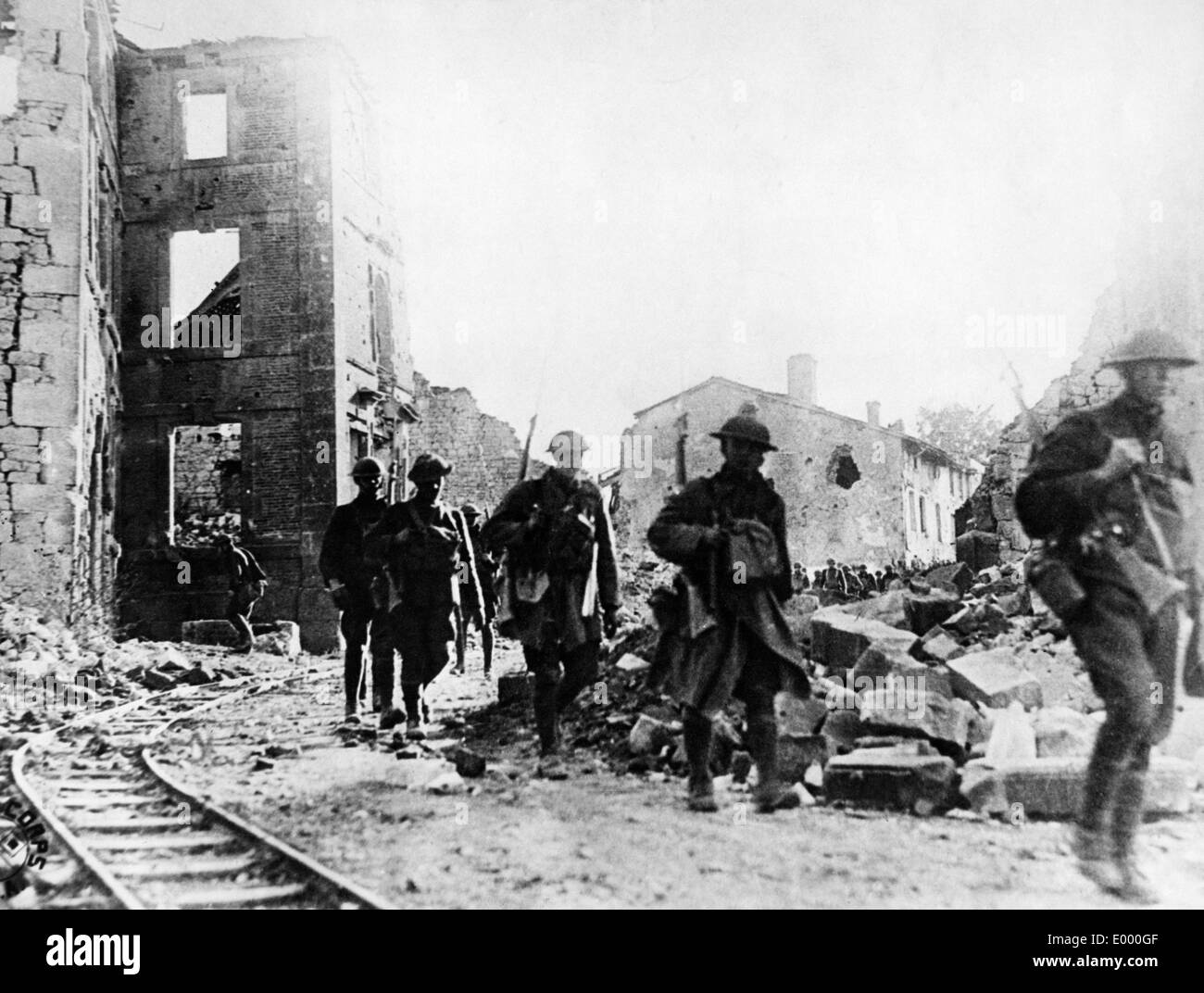 American troops 1st division Black and White Stock Photos & Images - Alamy