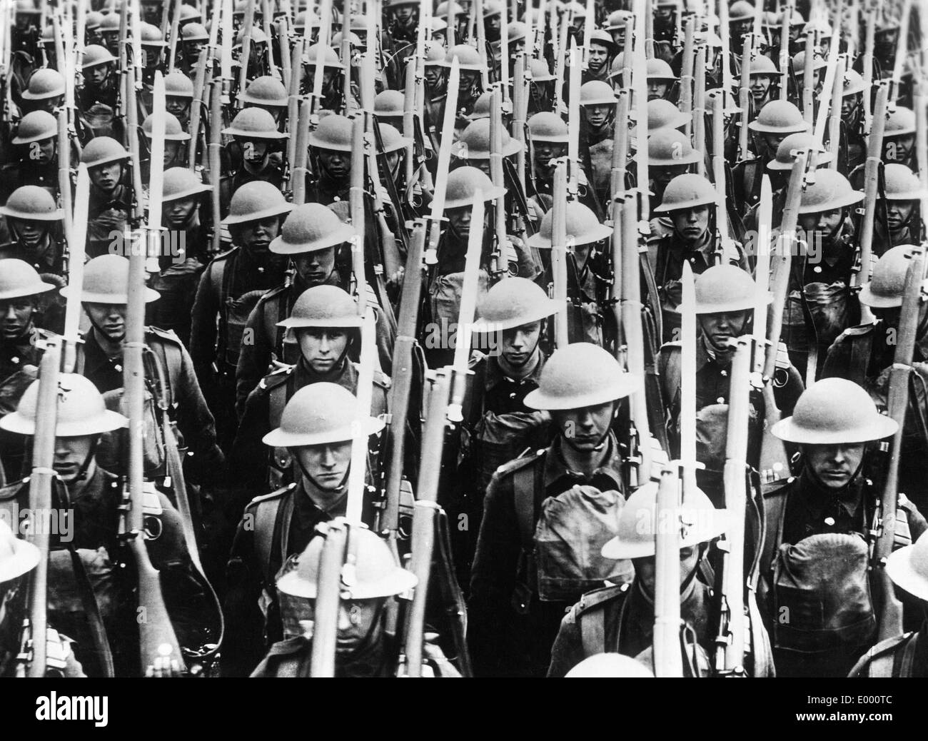 English troops hi-res stock photography and images - Alamy