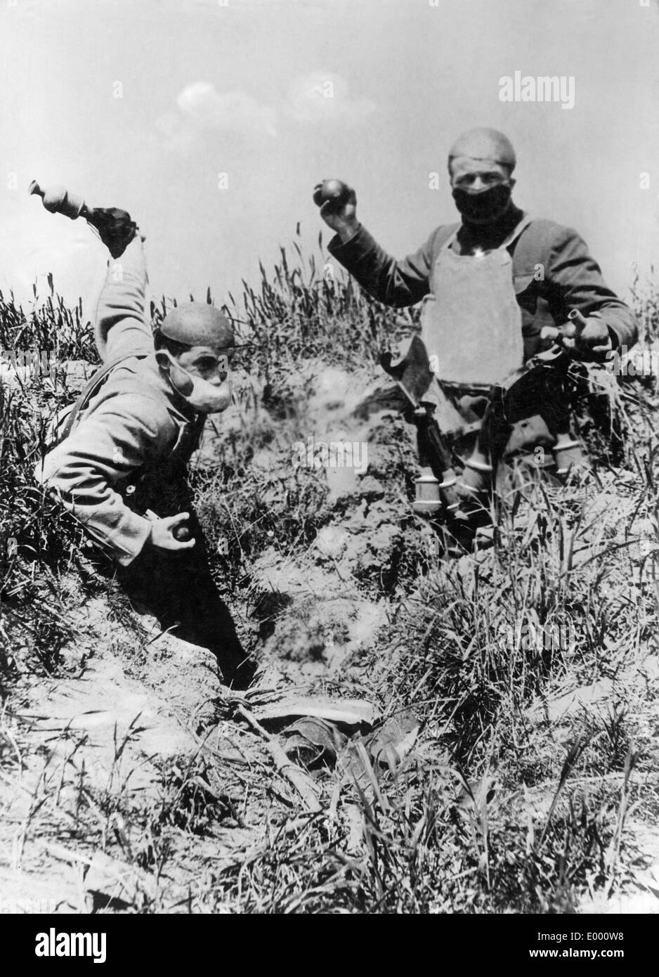 French soldiers in gas hi-res stock photography and images - Alamy