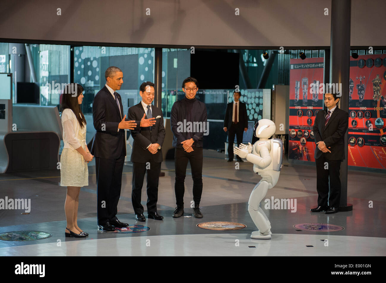 Humanoid robot japan hi-res stock photography and images - Alamy